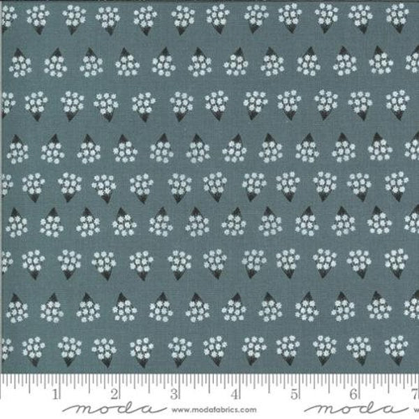 Moda | Gingiber | Possibility | 48314 16 | Sky – Quilted Chicken